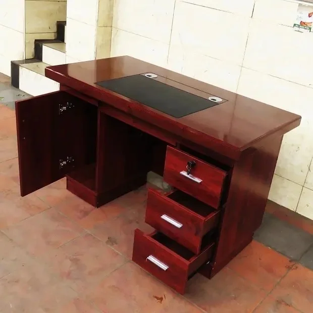Boss office executive desk - Tamco